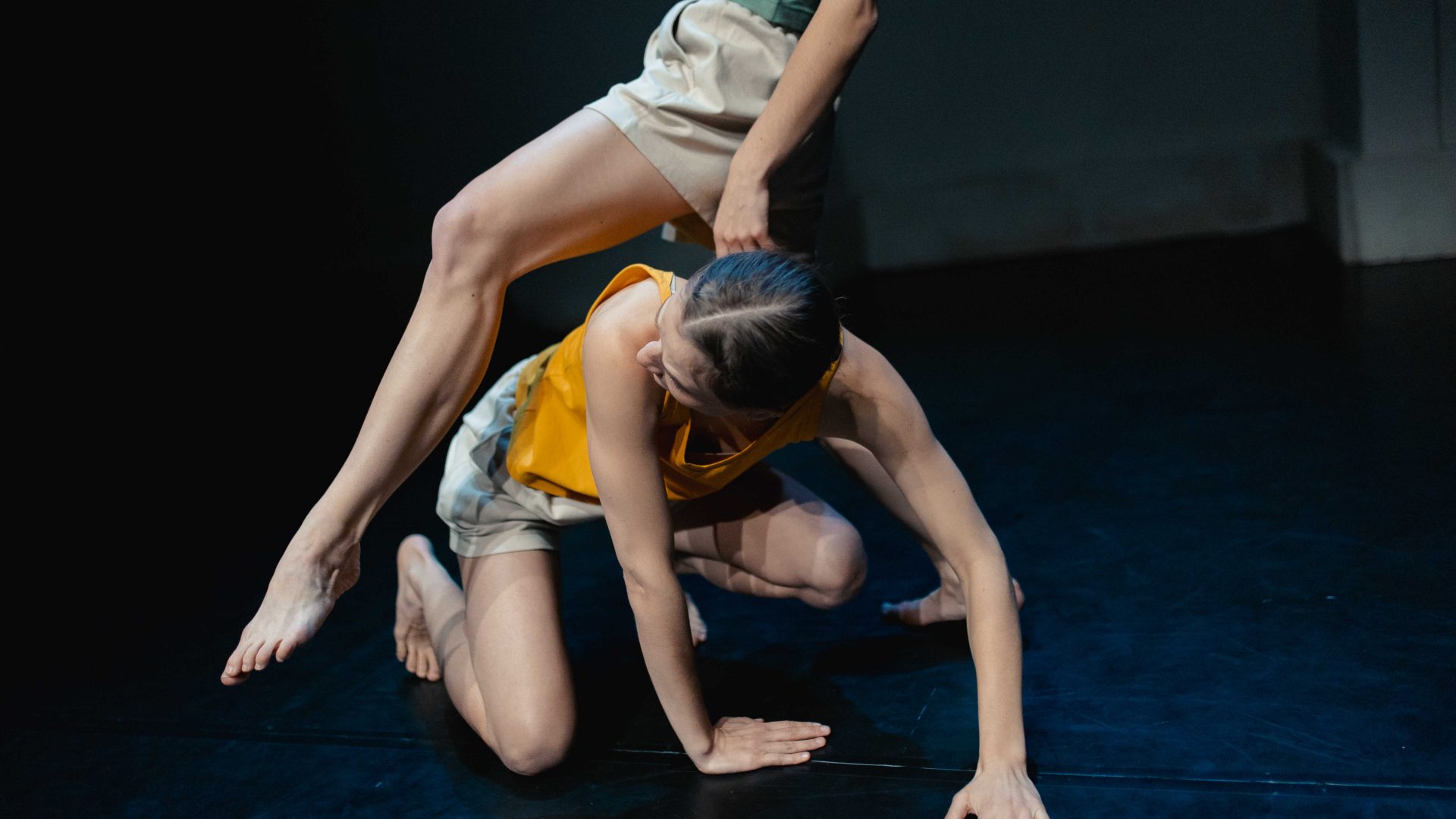 Jazmína Piktorová & Sabina Bočková - Aerowaves